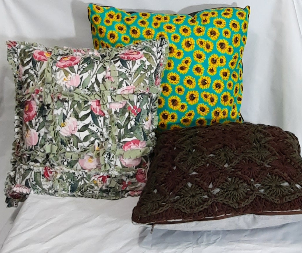 Yeack Crafts, LLC 100% Recycled Polyester Fiberfill, Handmade Pillows ...